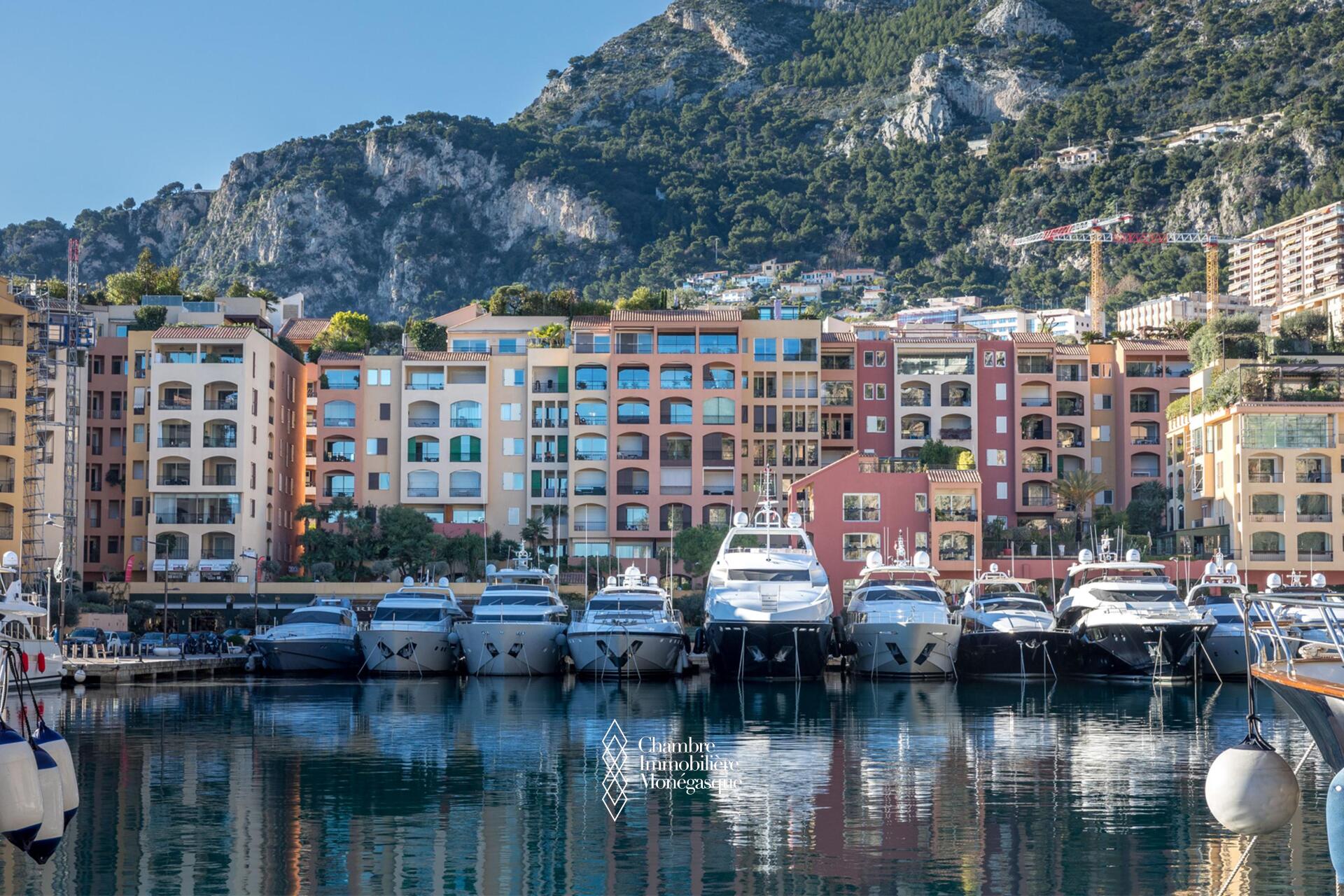 4 rooms office space for sale in Monaco